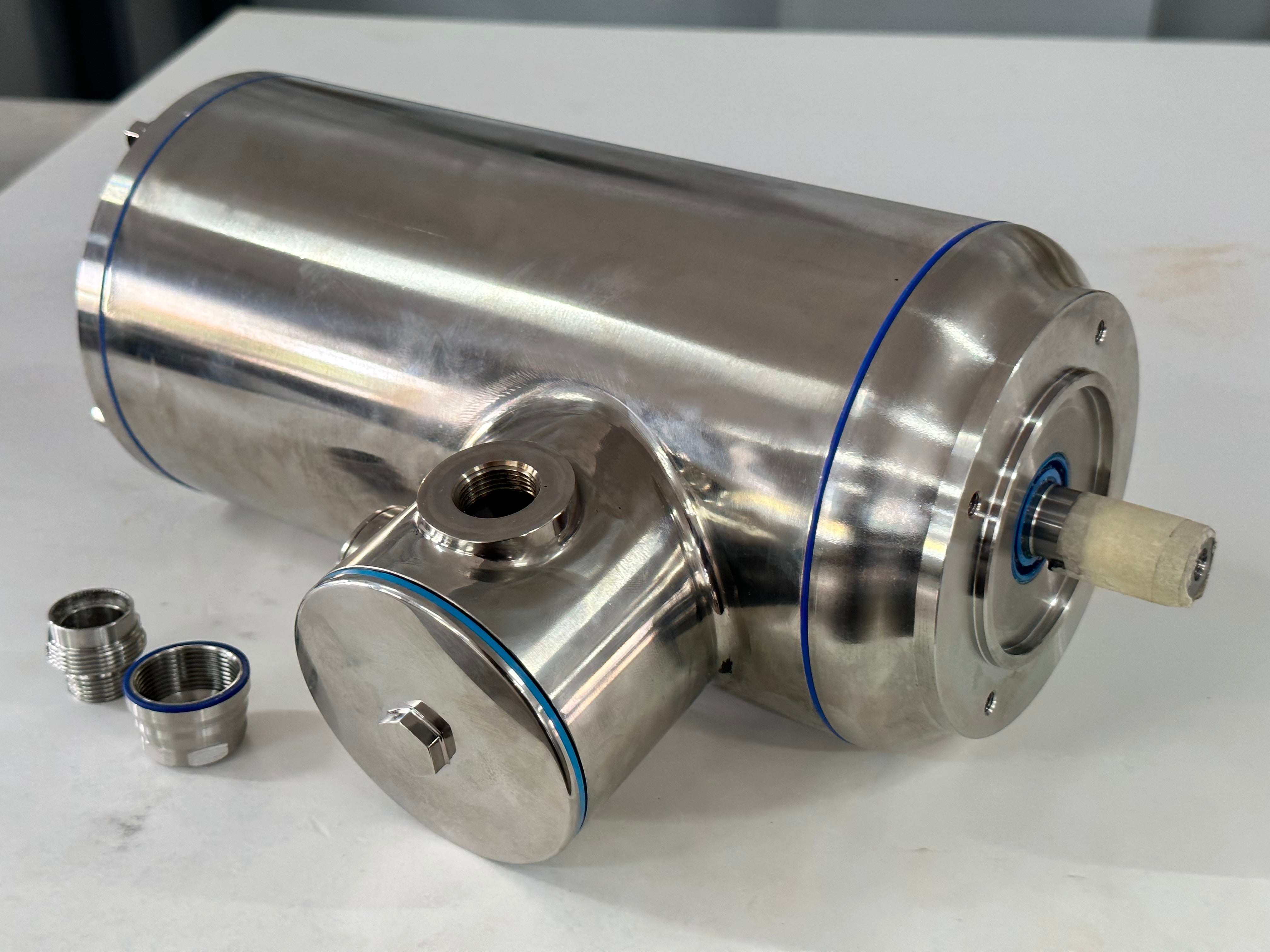 Dertec 0.75kW 1500RPM Stainless Steel IP69K IEC 80 Motor